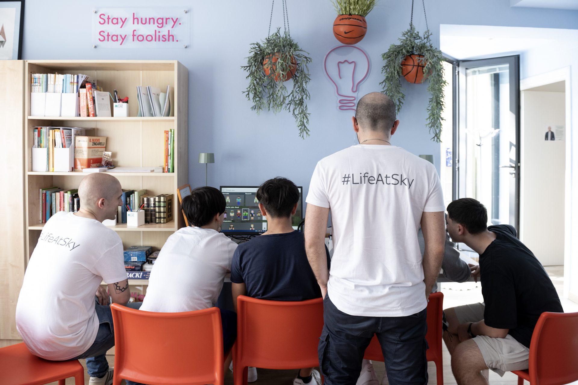 Teen Lab è il primo Sky Up Digital Hub d'Italia | Associazione CAF